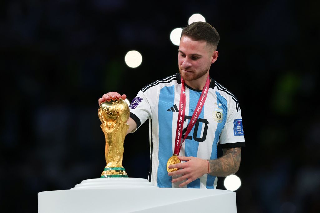 Liverpool star Alexis Mac Allister could make shock exit, in £100m ...
