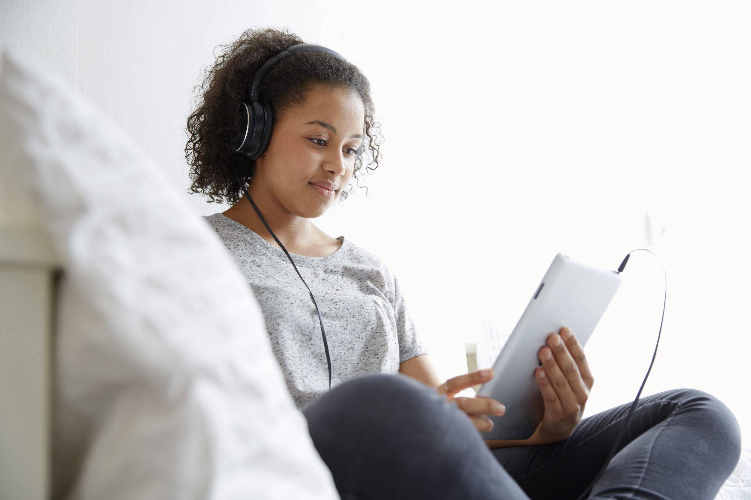 Learn French at home: 6 of the best ways to learn and practice French ...