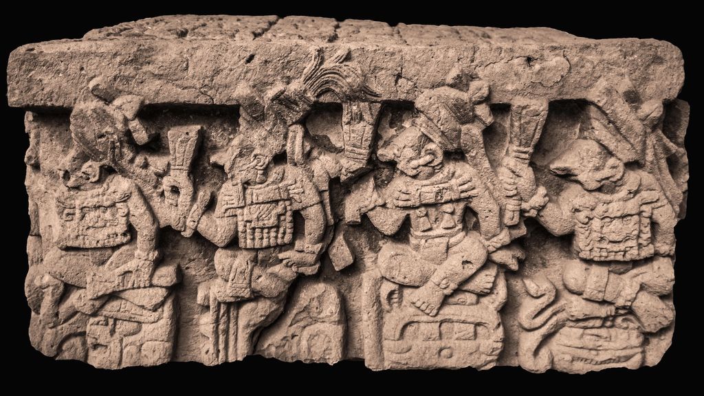 Anthropologist claims hand positions on 1,300-year-old Maya altar have ...