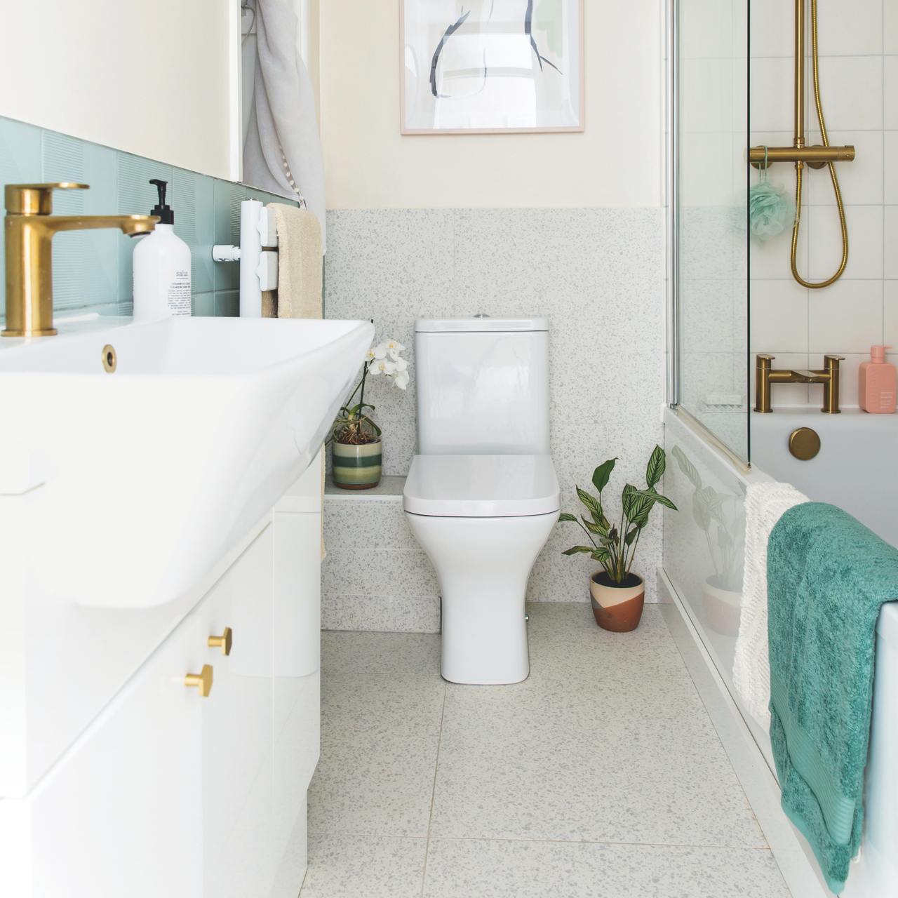 How to prevent condensation from forming on your toilet cistern | Ideal ...
