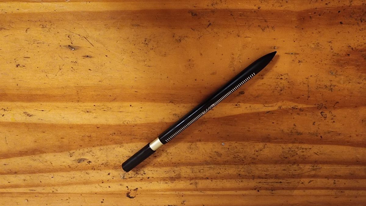 Asus ROG Flow Z13 ACRNM review: this wearable RTX 4070 laptop is chaos ...