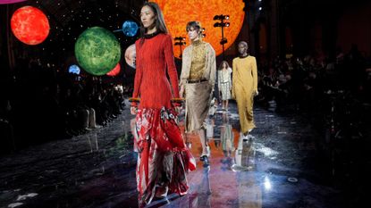 Paris Fashion Week Highlights: Shows, Celebrities and More | Marie ...