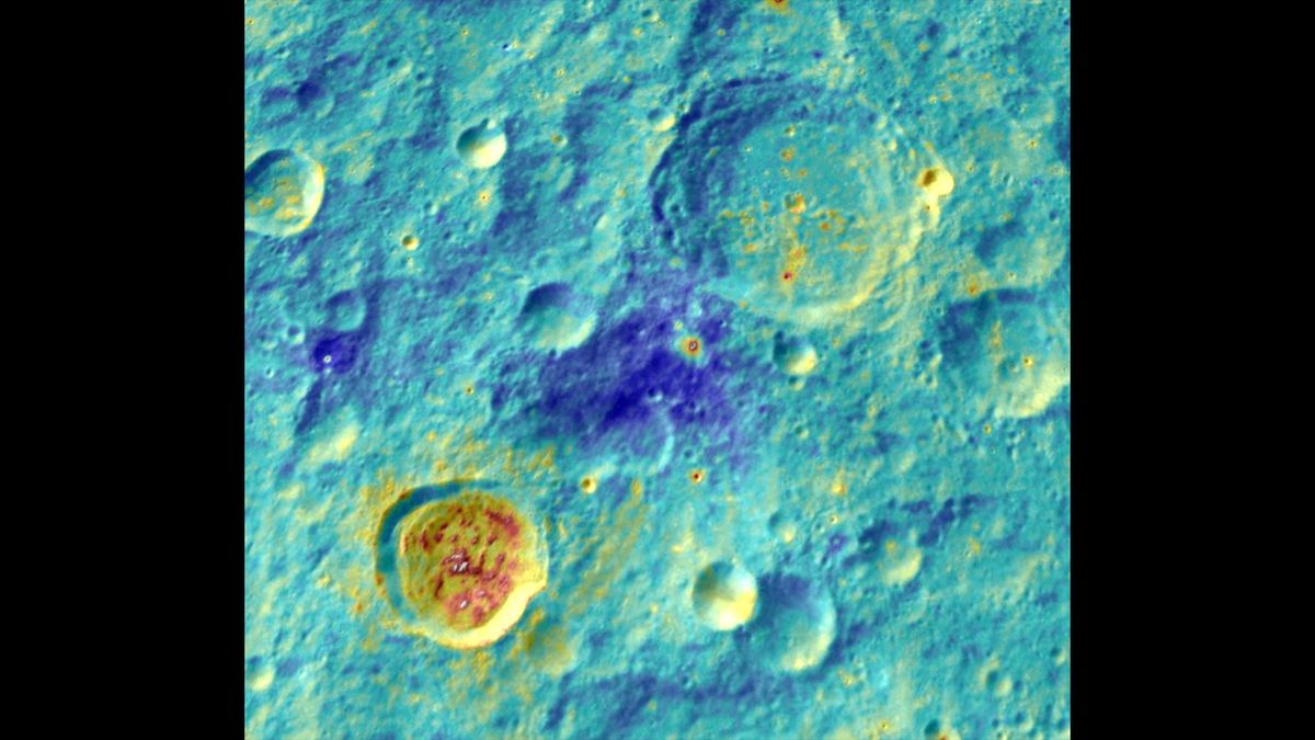 Amazing Moon Photos from NASA's Lunar Reconnaissance Orbiter | Space