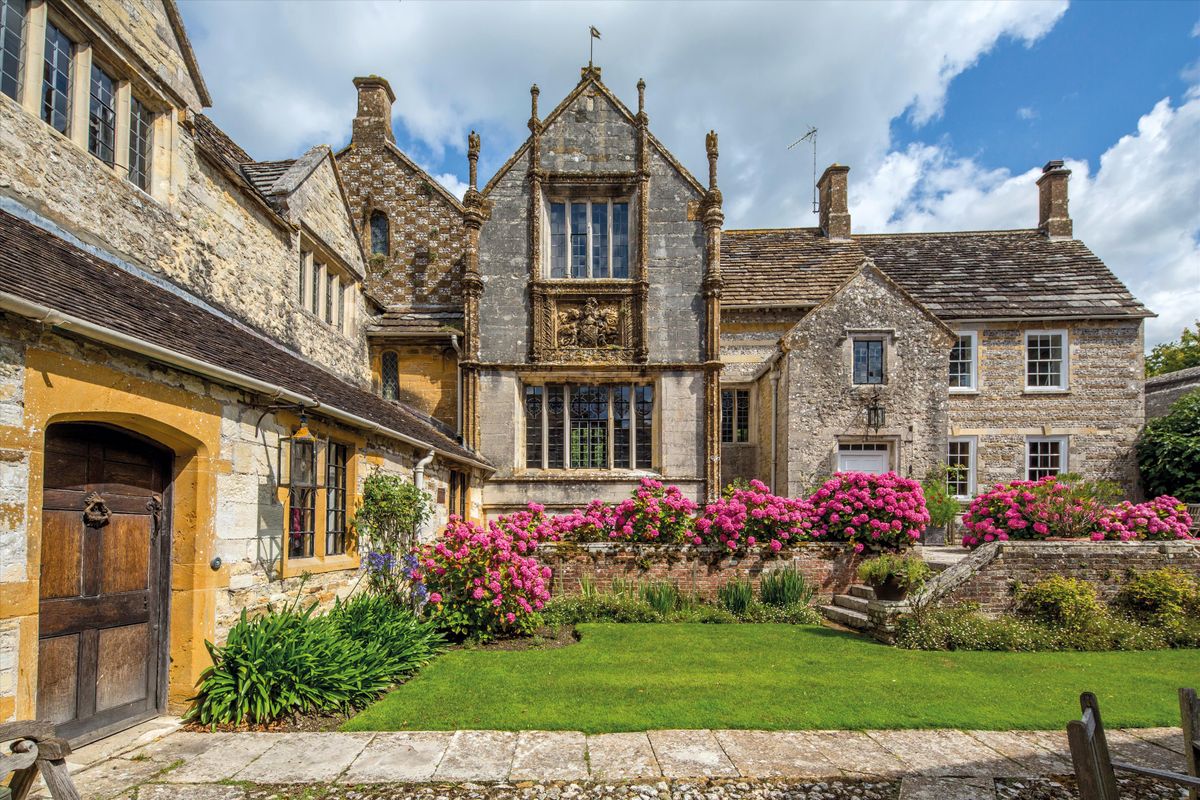 Best country houses for sale this week | Country Life