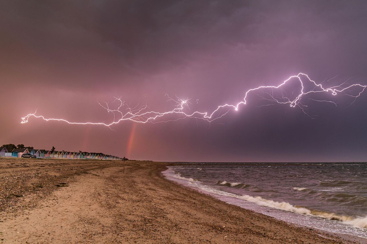12 of the world's most extraordinary and beautiful weather phenomena ...
