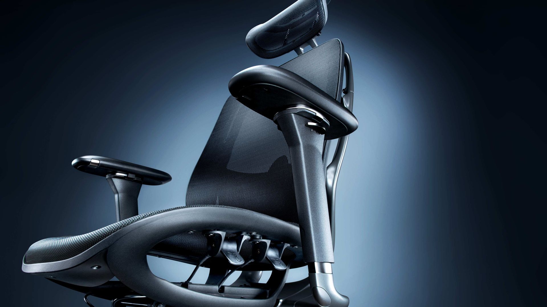 Razer expands its high-end chair lineup with the new, ergonomic mesh ...