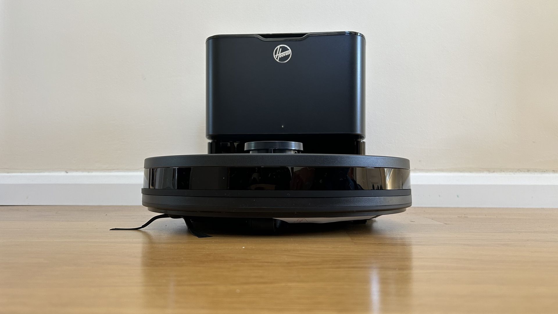 Hoover HG4 Hydro Pro robot vacuum review: late to the party but still ...
