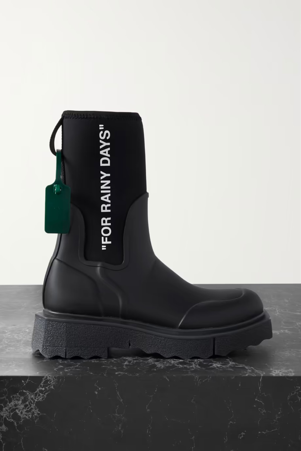 The 11 Best Rain Boots for Women, According to Marie Claire Editors ...