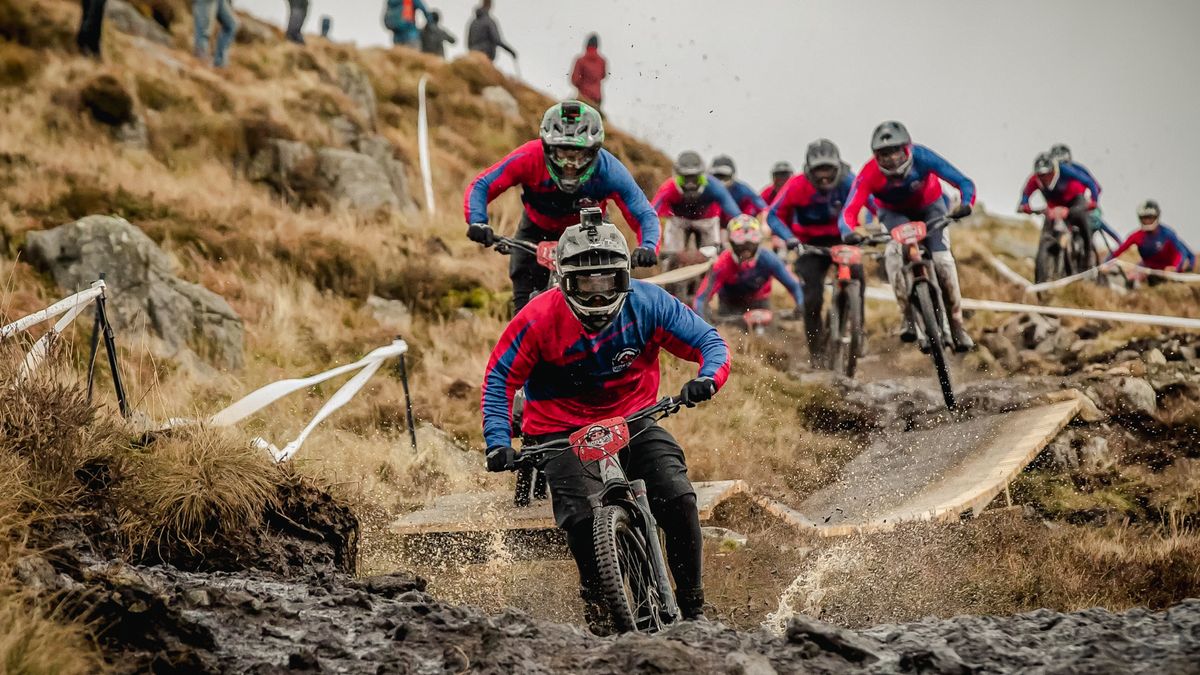 Red Bull Foxhunt – a downhill mountain bike event with a twist | Bike ...