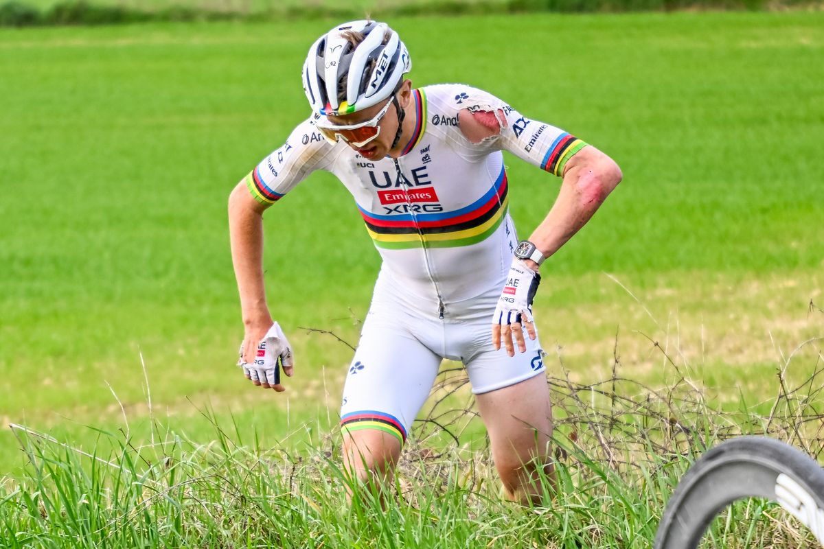 Strade Bianche: Tadej Pogačar withstands high-speed crash to win third title | Flipboard