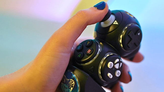 Microsoft introduces new Proteus Xbox accessibility controller ...