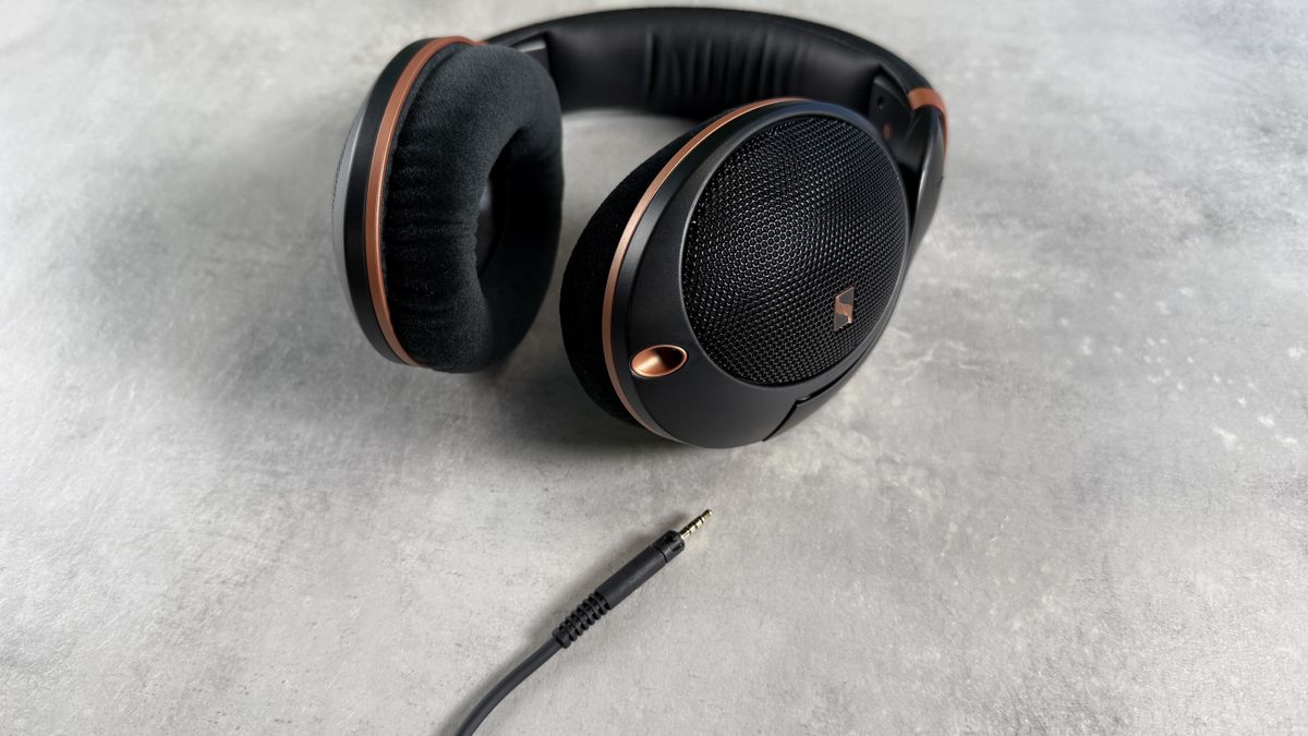 Sennheiser HD 505 review: wired headphones that give you a taste of the ...