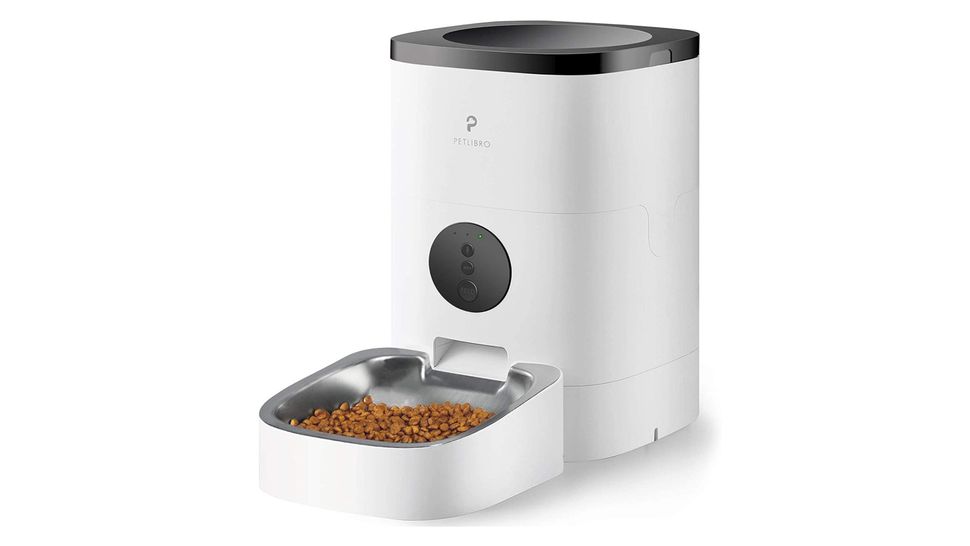Best automatic pet feeder: Ensure dinner is always on time | PetsRadar