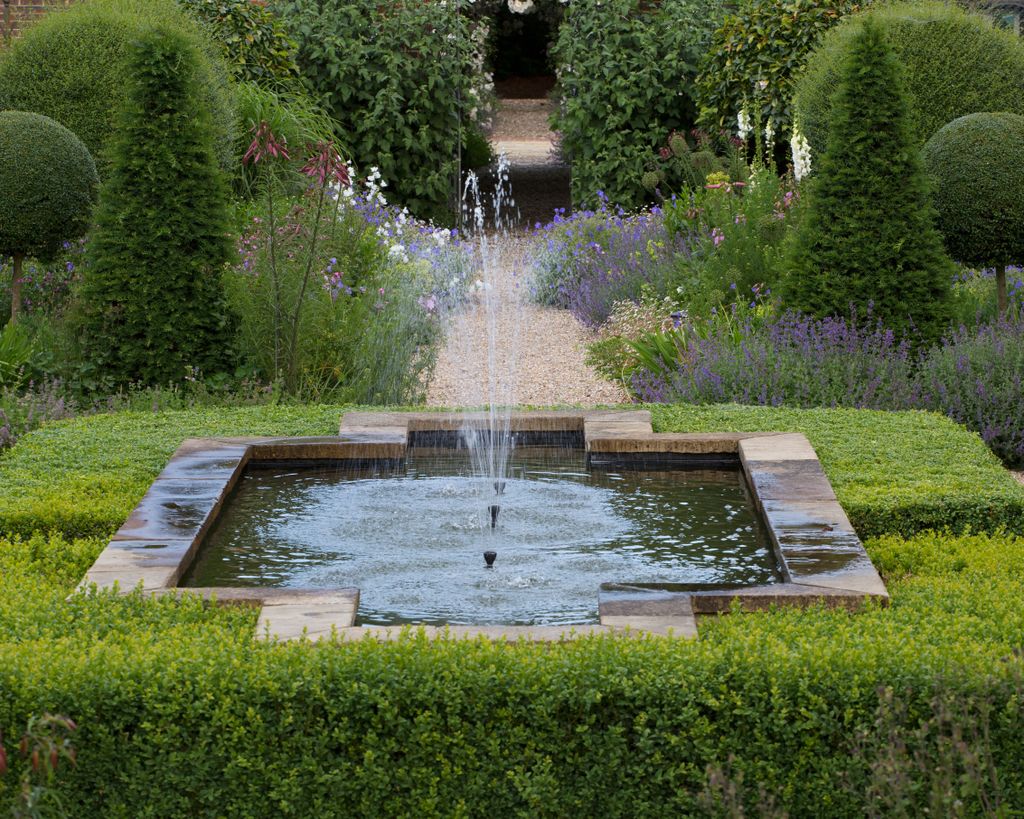 Water garden ideas: 9 ideas for backyards big or small | Homes and Gardens