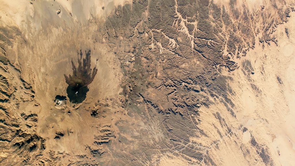 'The stage was now set for the birth and growth of desert dunes': How ...