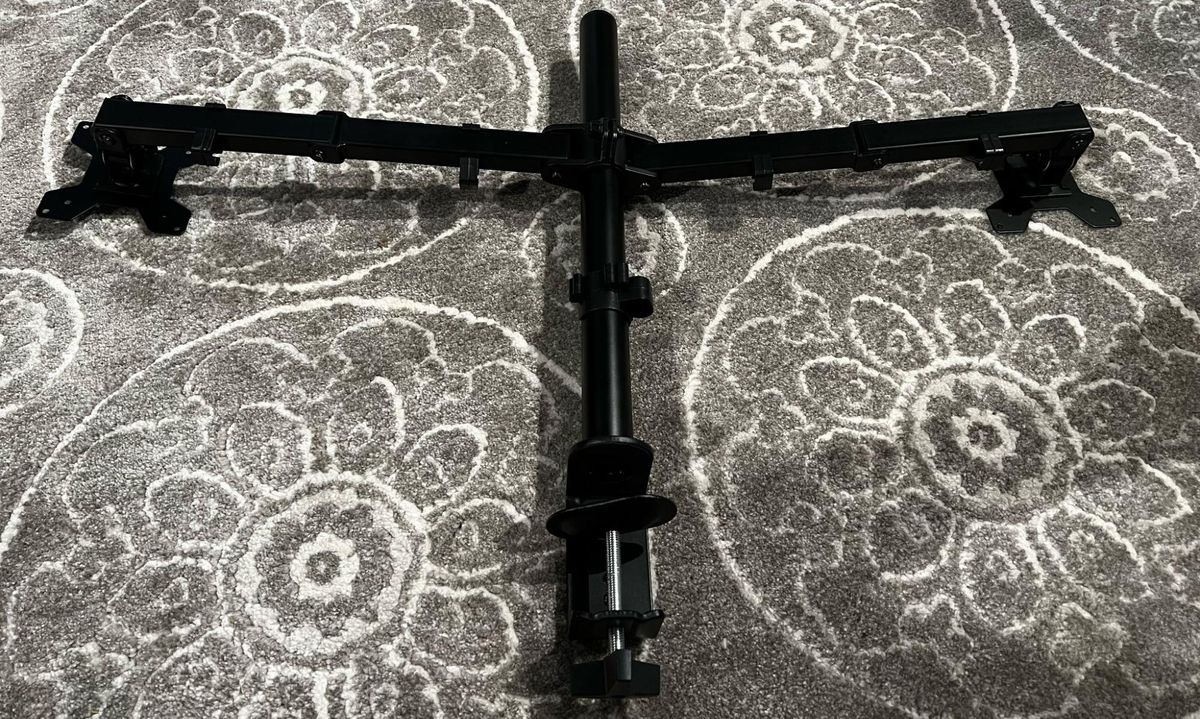 How to Install a Desk or Wall Mount for Your Monitor | Tom's Hardware