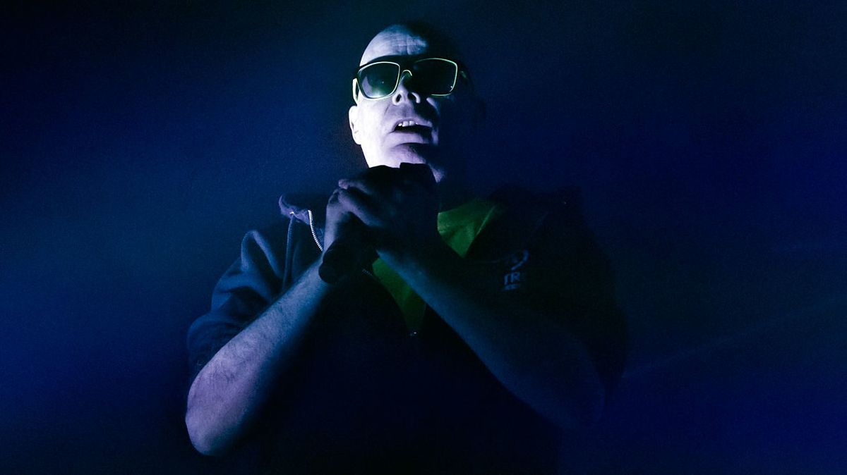 Andrew Eldritch: Sisters of Mercy will make another album if Trump is ...