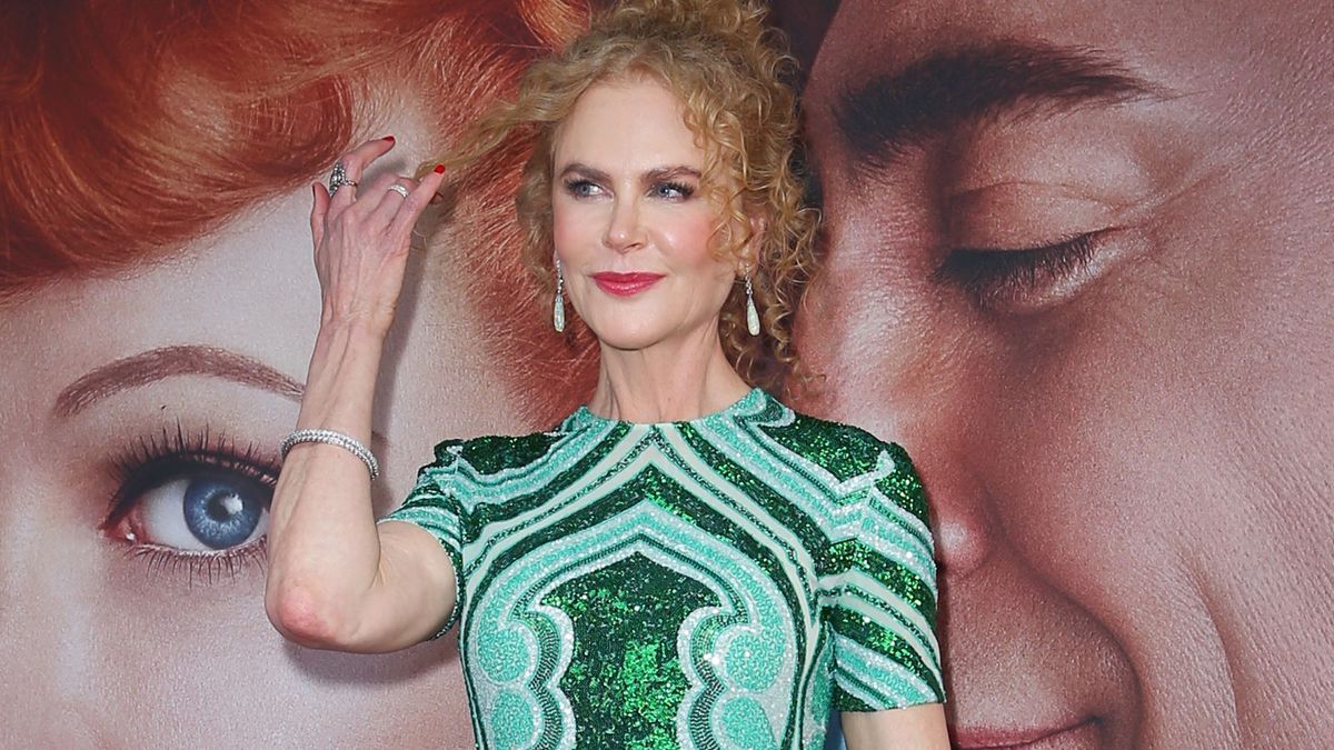 Nicole Kidman’s makeup artist reveals her tip for glowing skin | Woman ...