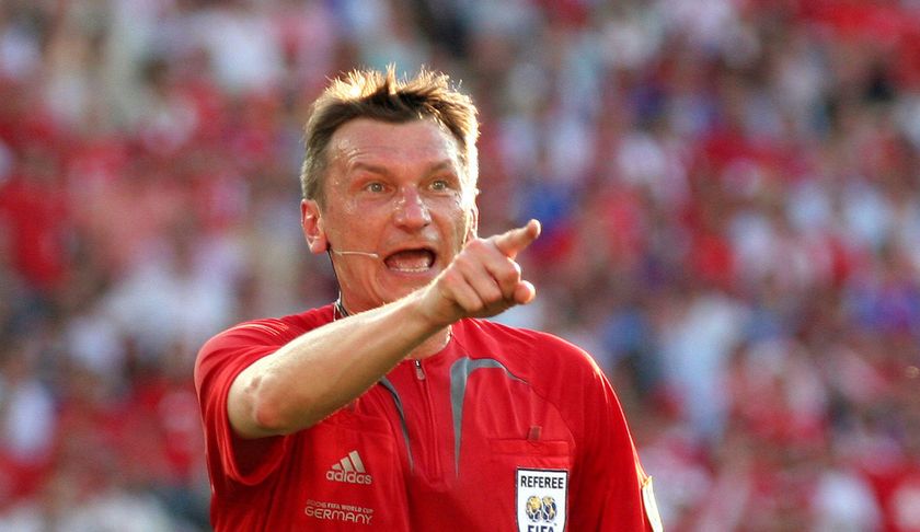 The most iconic football referees | FourFourTwo