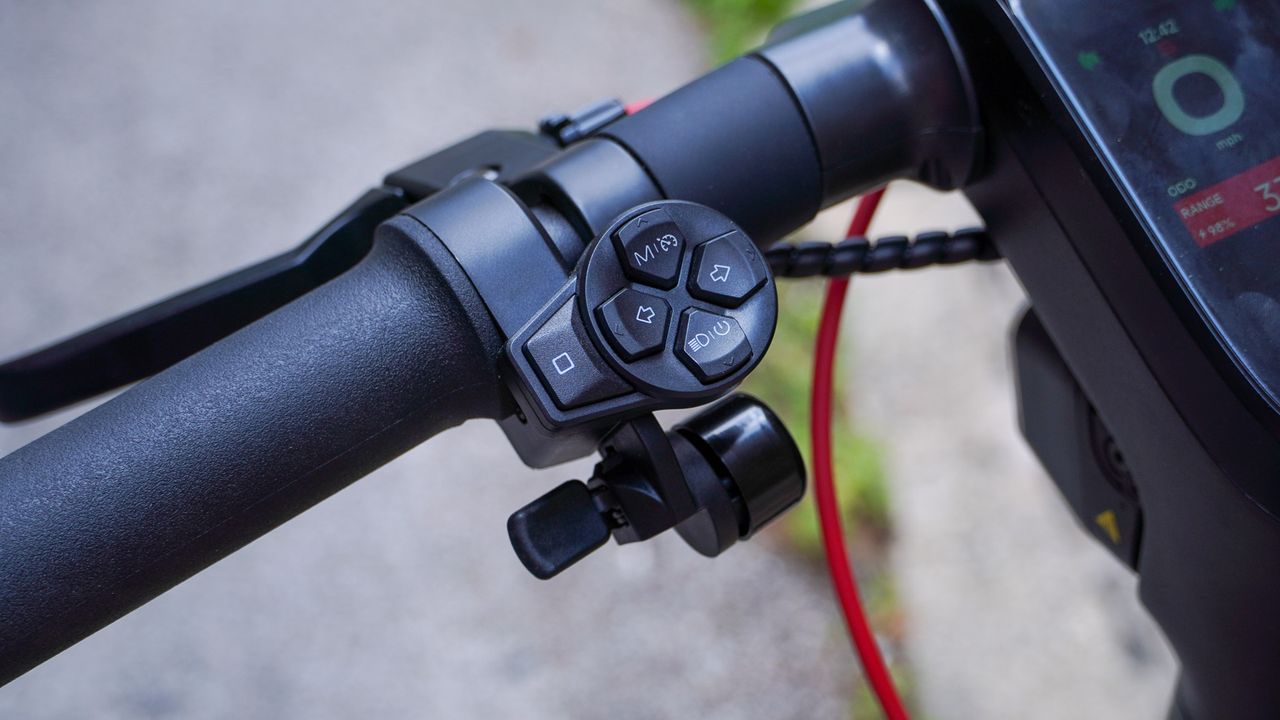 Segway Max G3 review: a heavyweight scooter with high-end perks | T3