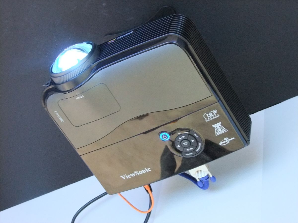 ViewSonic PJD-7383i interactive projector review: First look | IT Pro