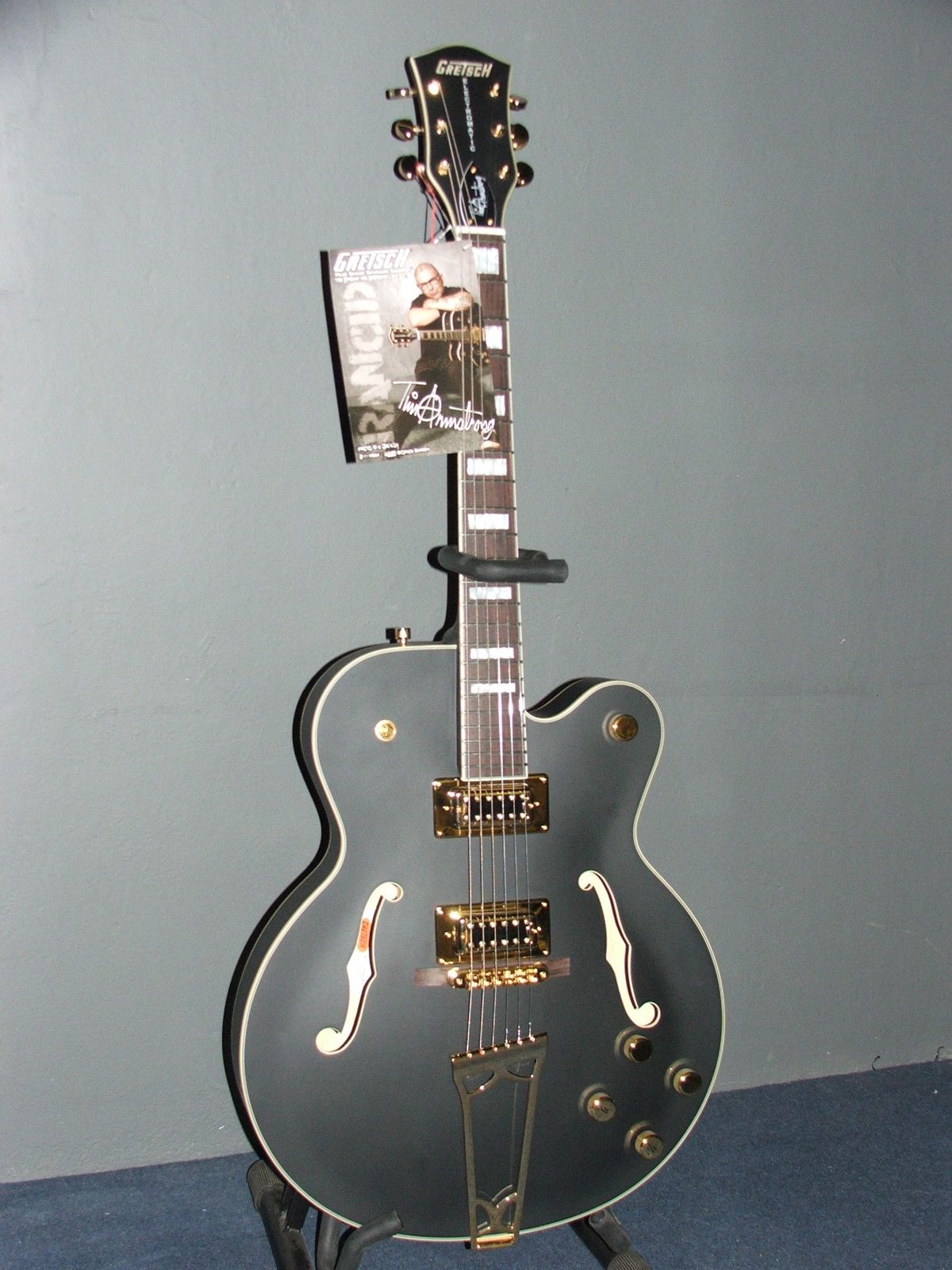 Gretsch G5191BK Tim Armstrong Electromatic Hollowbody: First look ...
