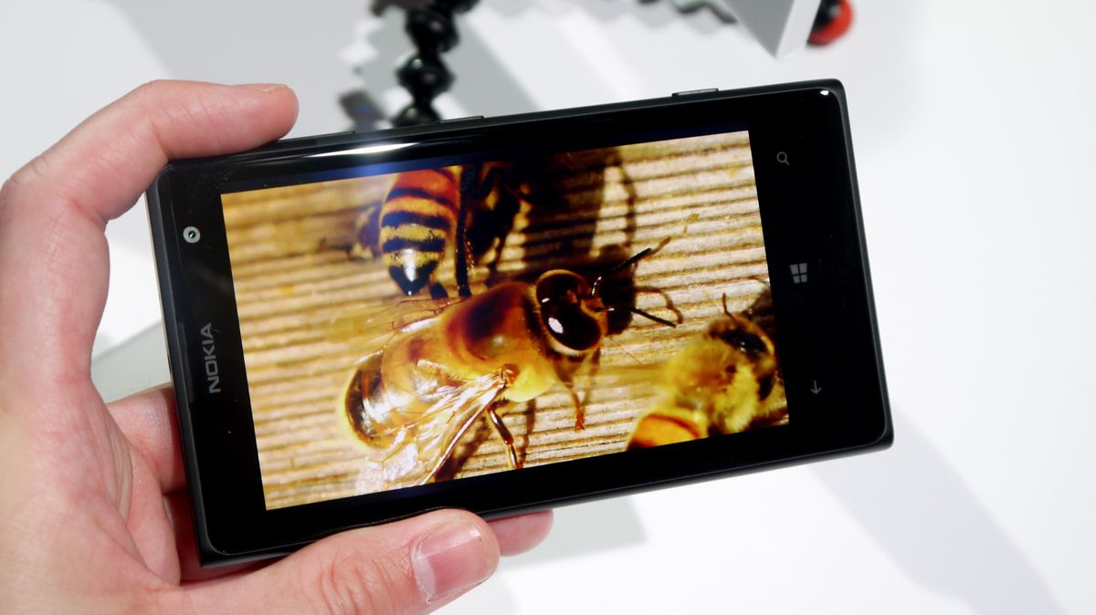 Trouble in paradise? Nokia blasts Microsoft for Windows Phone app ...