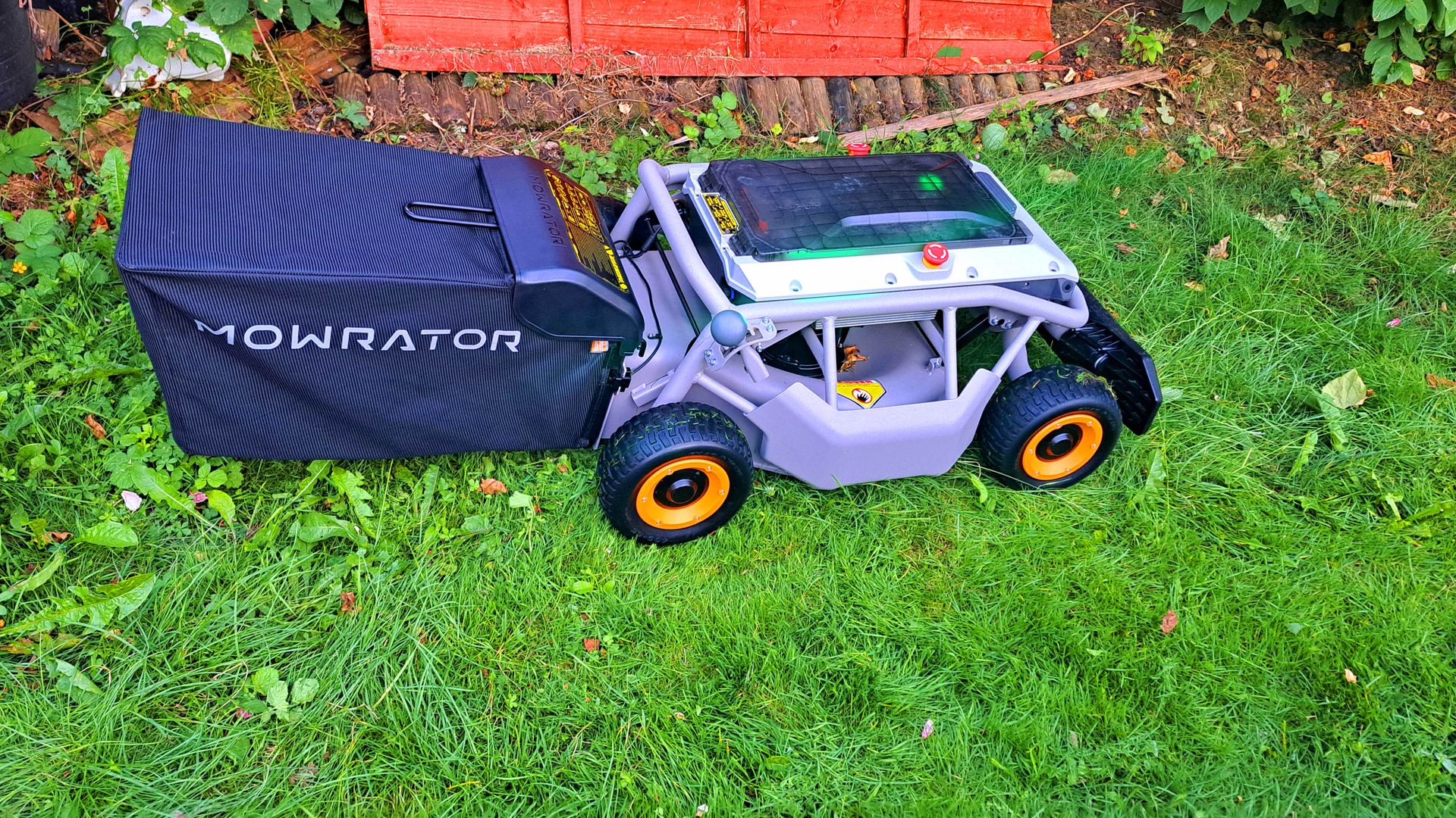 I cut my grass with a remote control lawn mower — here’s what happened ...