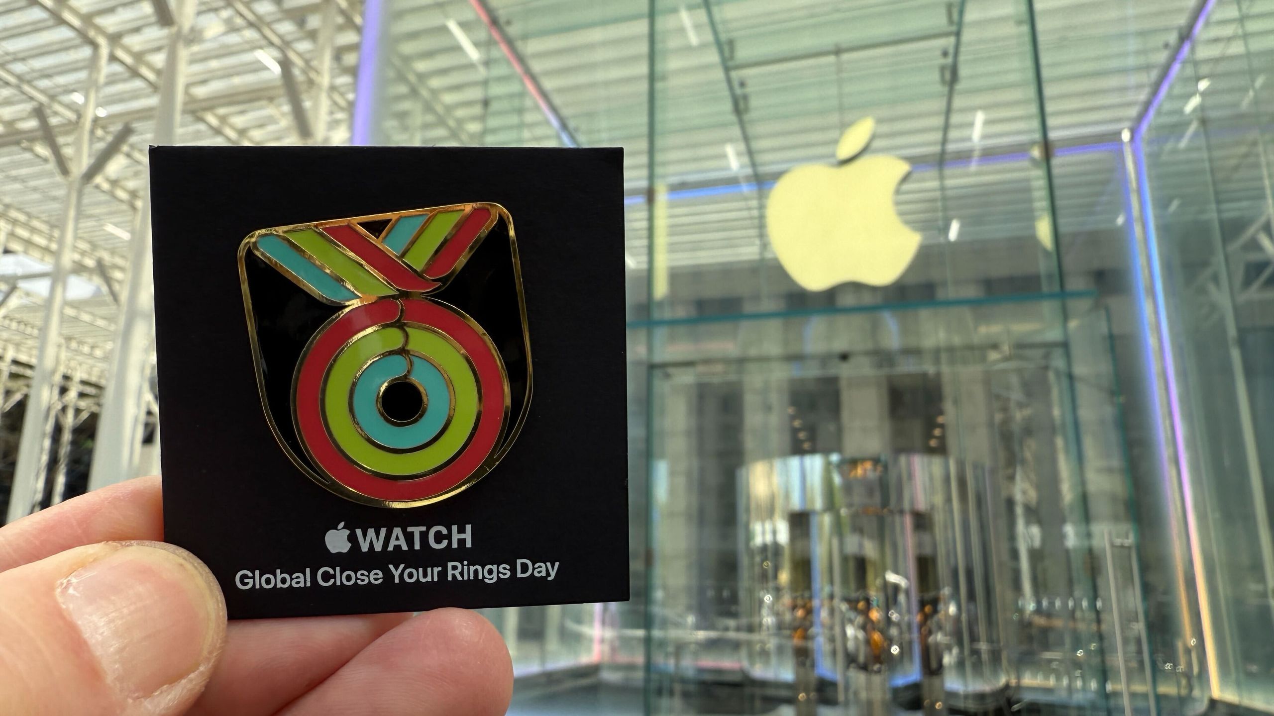 Act fast – if you're lucky, you can get a free limited-edition Apple ...