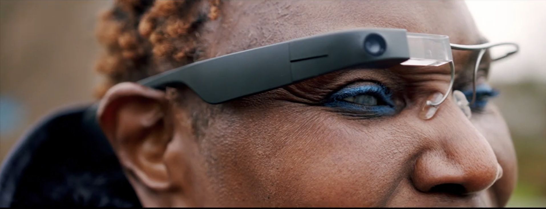 Google-inspired smart glasses for the blind adds eye-catching new ...