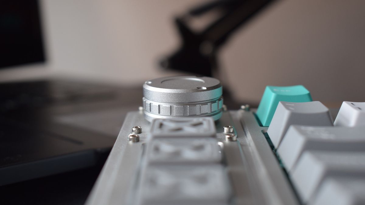 Lemokey L3 wireless keyboard review: Worth its weight in gold | Laptop Mag