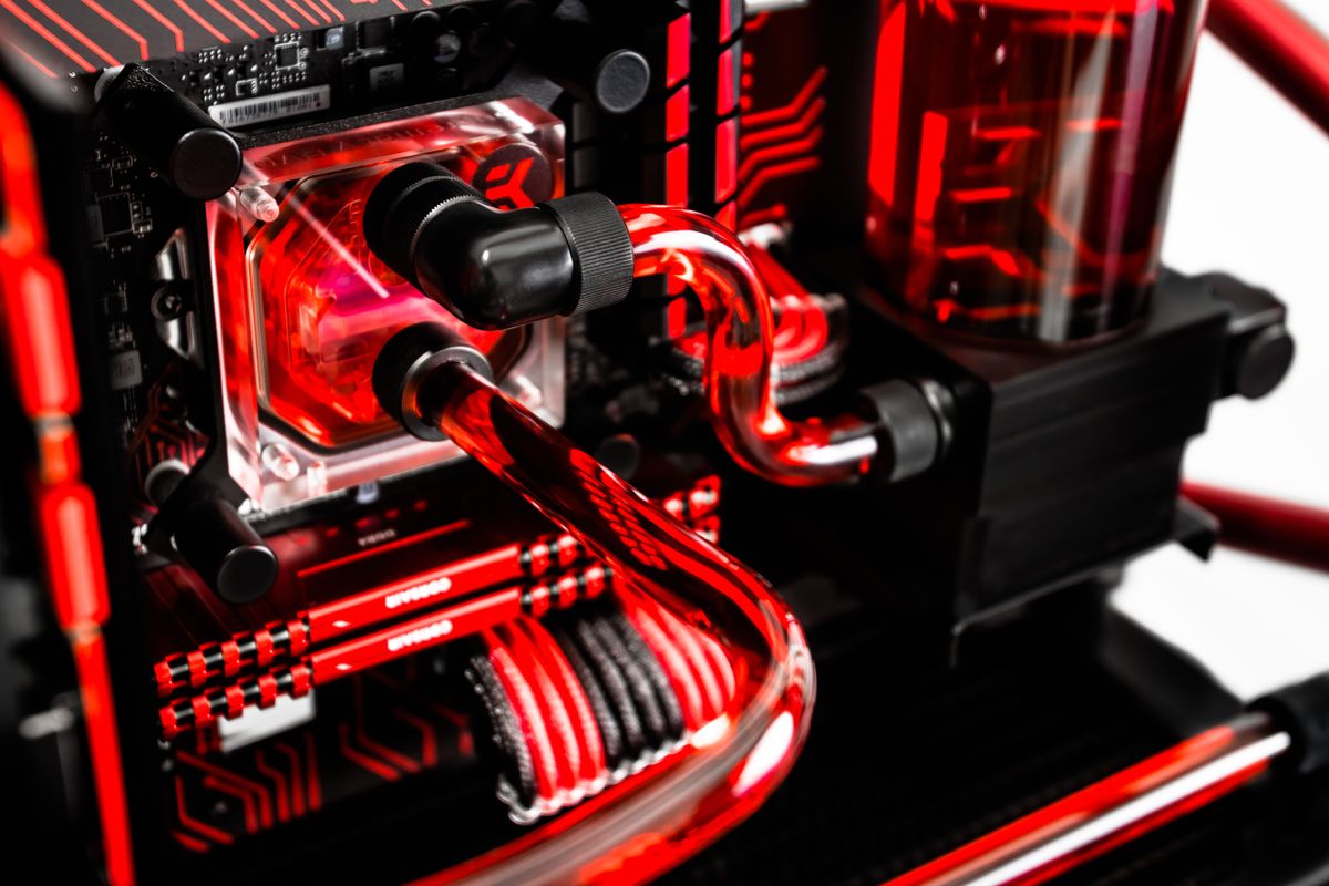 Build of the week: Project Eris | PC Gamer