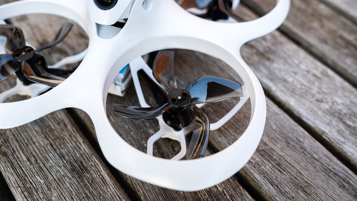 BetaFPV Cetus X review — An exceptional FPV drone for beginners | Space