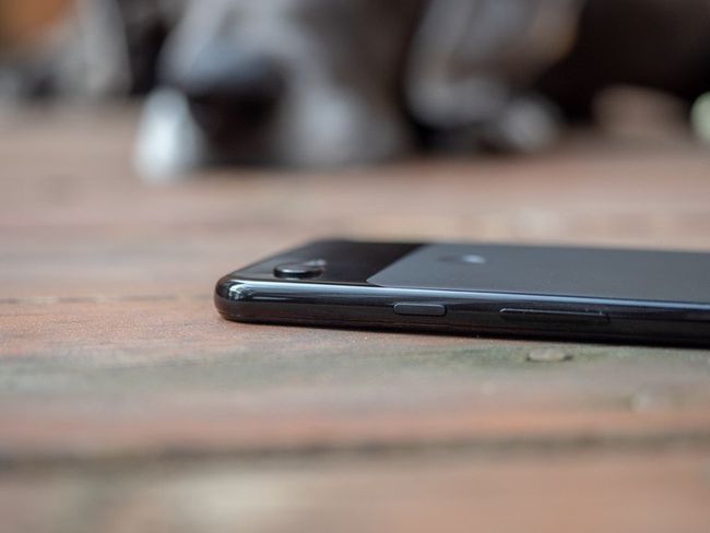 Google Pixel 3a Review (and XL): Camera, Battery Life, & Features ...