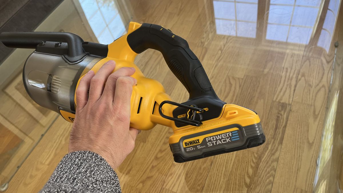 DeWalt 20V Cordless Dry Hand Vacuum review: perfect for the workshop ...