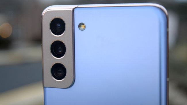 Samsung Galaxy S21 Plus review: A big-screen phone that gets the big ...