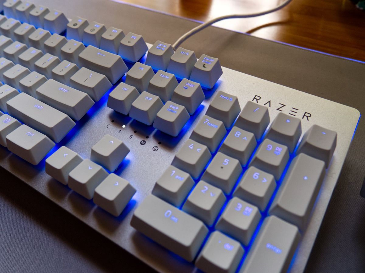 Razer Mercury White gaming accessories shake up the status quo ...