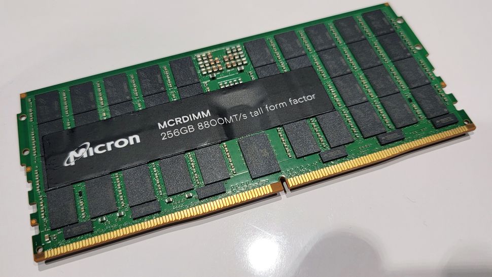 Micron shows massive 256GB DDR5-8800 memory sticks — High-capacity ...