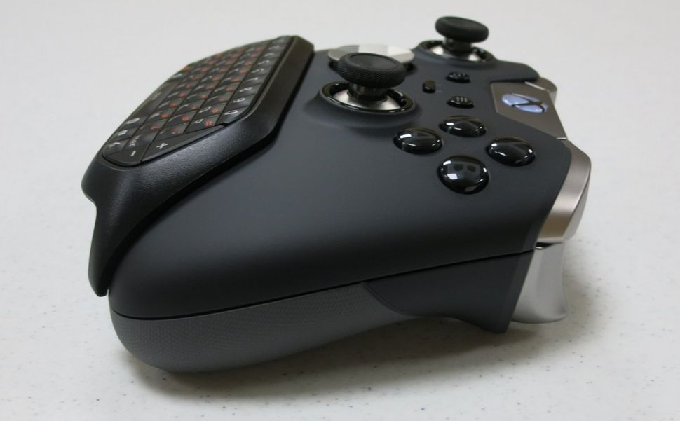Microsoft Chatpad review: A small, sleek keyboard for Xbox One ...