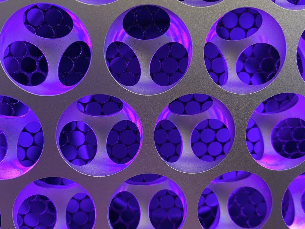 This Mac Pro with RGB lights should never have seen the light of day ...