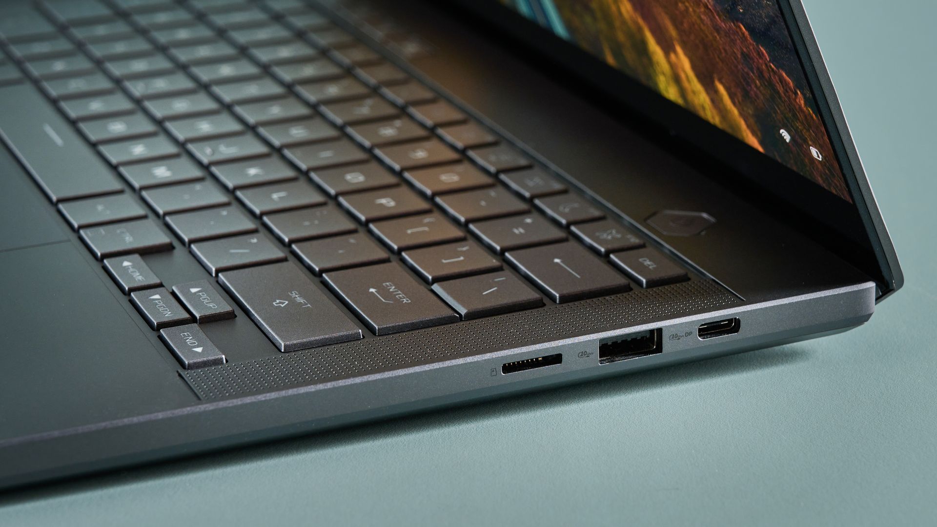 Asus ROG Zephyrus G14 review: a super-light laptop with gaming weight | T3