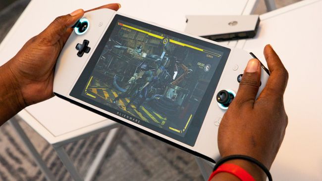 Alienware Concept UFO is a Switch killer that plays PC games: Meet the ...