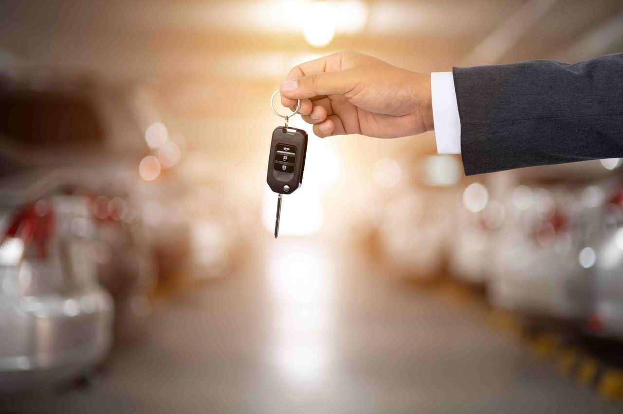 Holiday Tipping: Who Gets Tips, and How Much? | Kiplinger