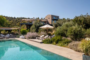Explore A Seriously Stylish Holiday Home In The Greek Islands