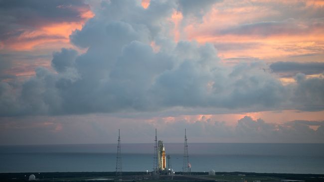 NASA calls off Artemis 1 moon rocket launch over engine cooling issue ...