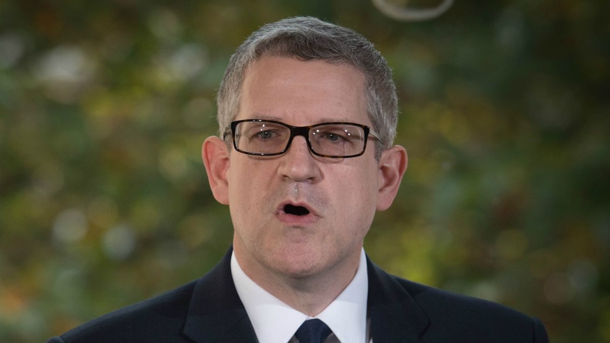 Russia and Isis present twin threats - MI5 | The Week