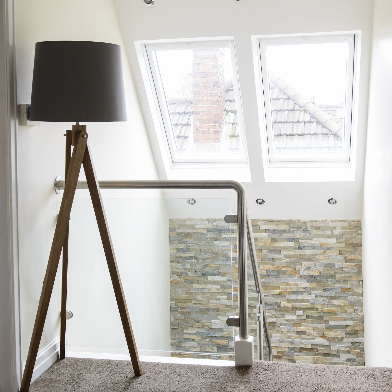 Landing ideas: how to decorate large and small areas to maximise space ...