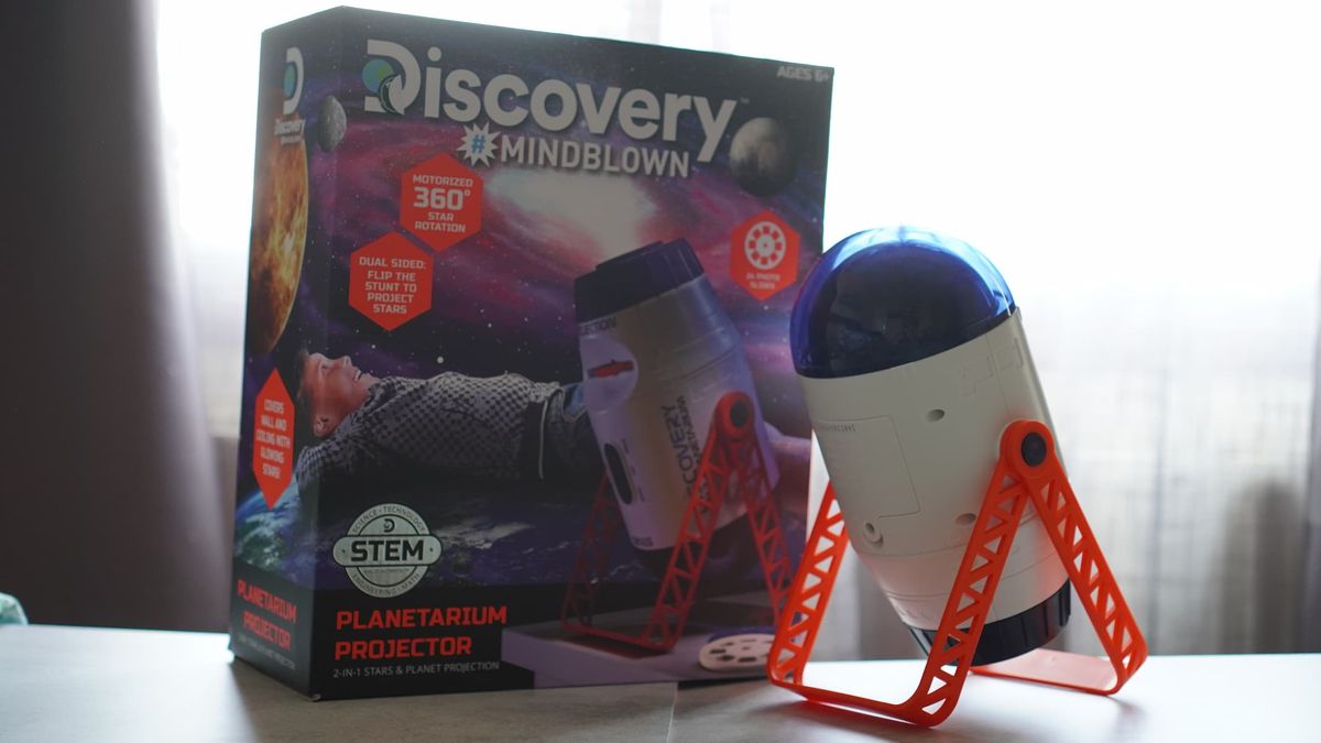 Discovery Space Projector review | Space