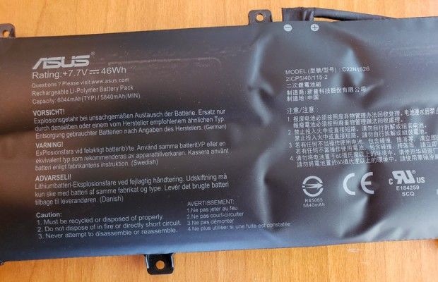 How to Replace Your Chromebook's Battery | Laptop Mag