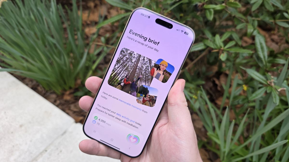 You can now try Samsung's latest One UI 7 software on your iPhone ...